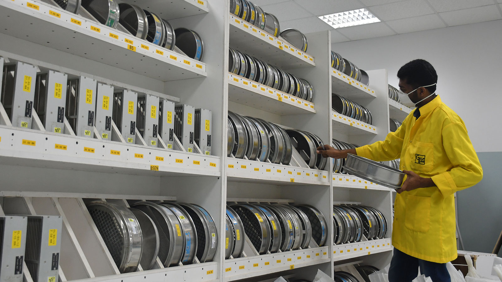 Gulf Labs Home - Gulf Laboratories - Mannai Corporation QPSC